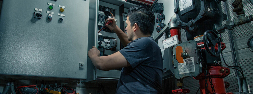 Handige ERP voor installatiebedrijven met mobiele software | Syntess