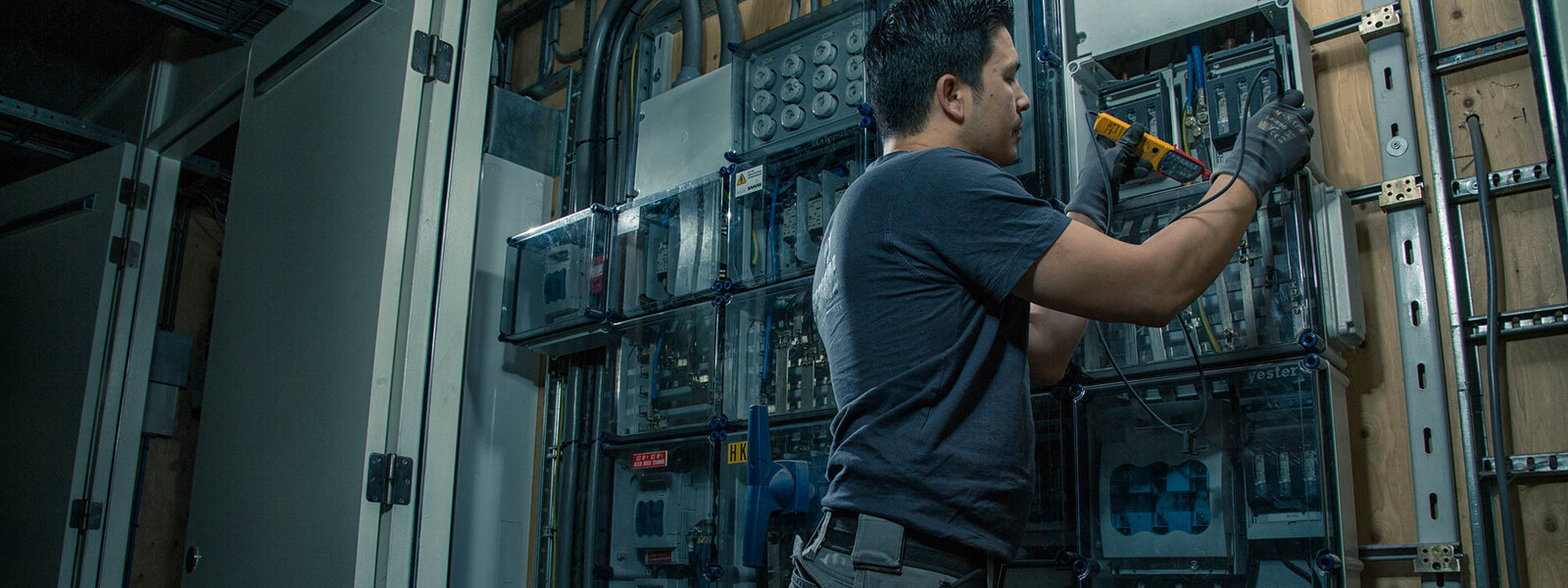 Handige ERP voor installatiebedrijven met mobiele software | Syntess